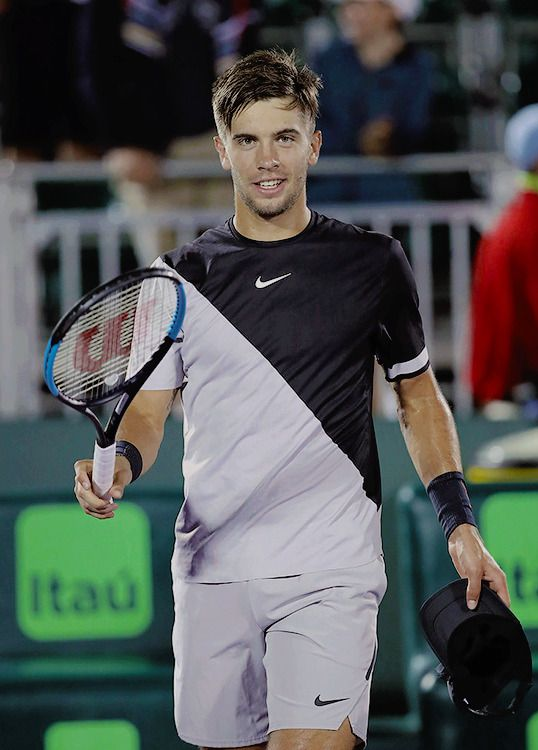 Tennis player Borna Coric is easy on the eyes | BosGuy